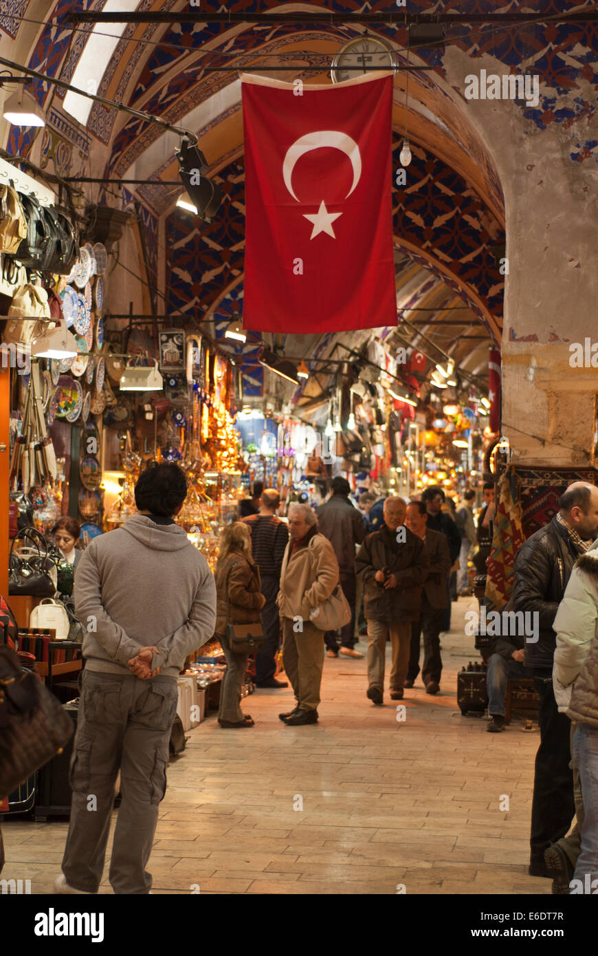 Sultanahmet bazaar hi-res stock photography and images - Alamy
