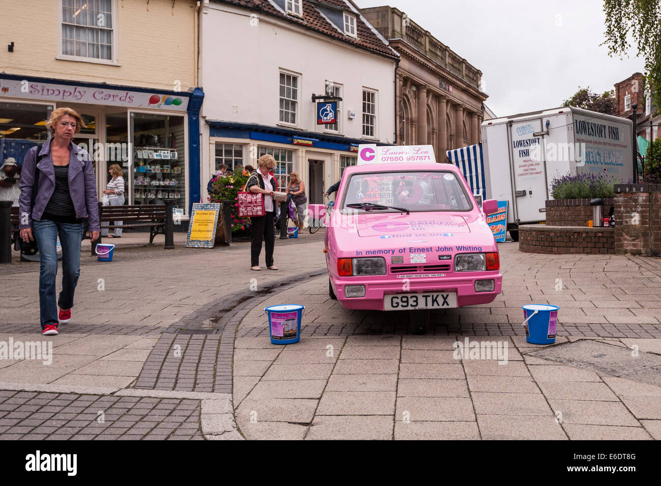 Robin reliant hi-res stock photography and images - Alamy