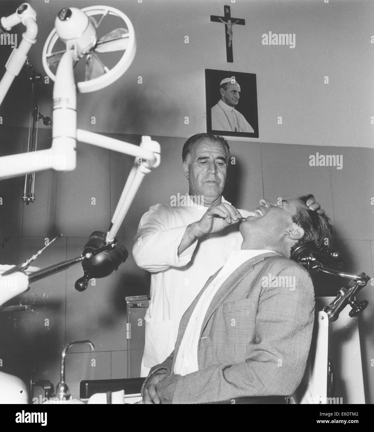 Medical pictures Black and White Stock Photos & Images - Alamy