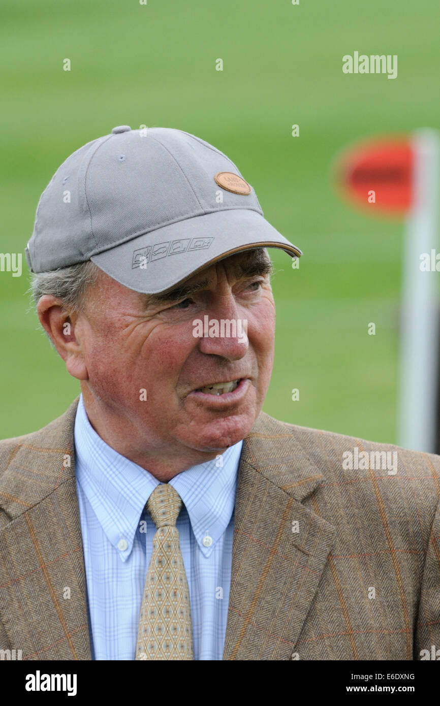 Mark phillips hi-res stock photography and images - Alamy