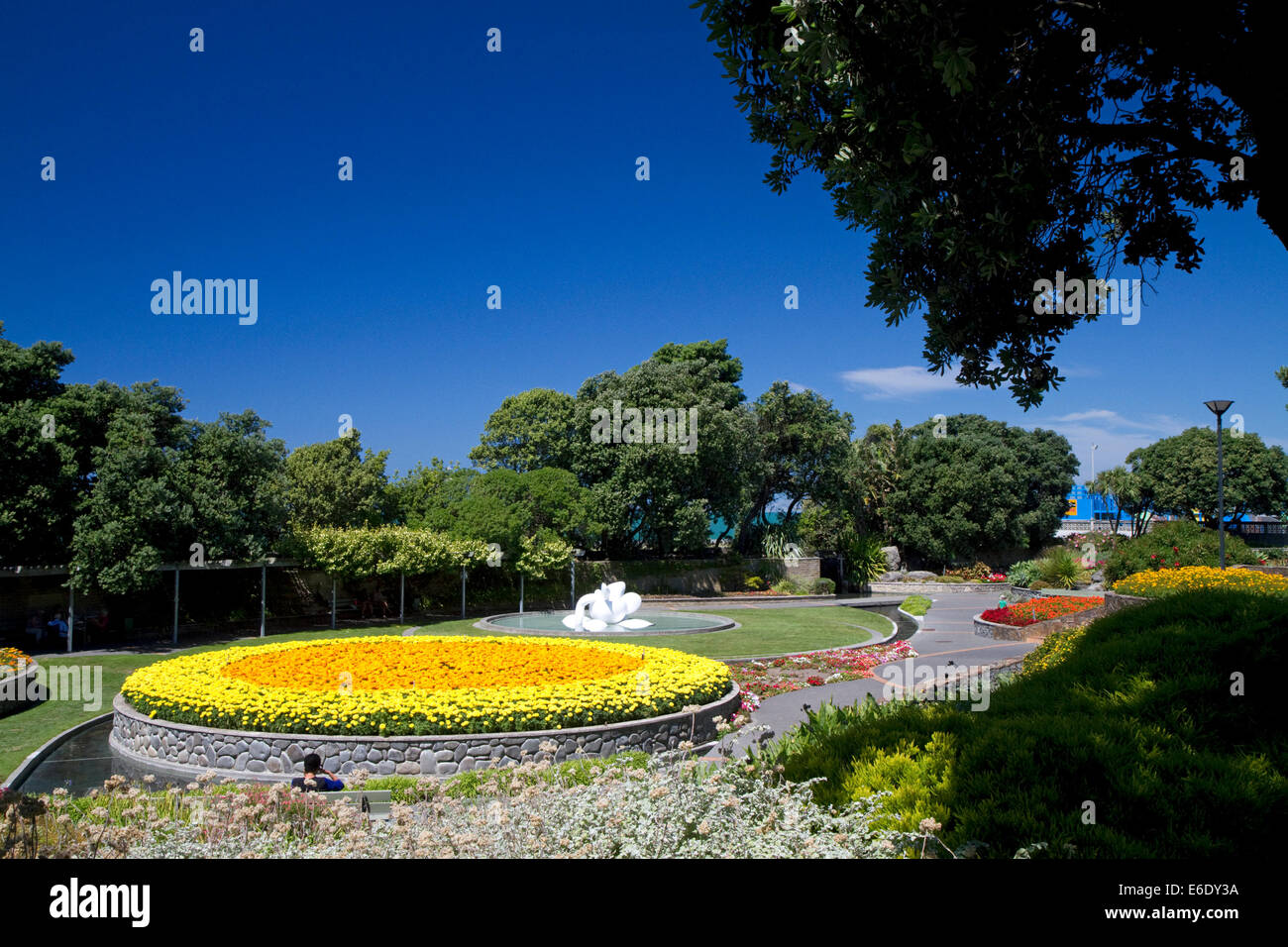 Round flower display and public art along the Marine Parade at Napier ...