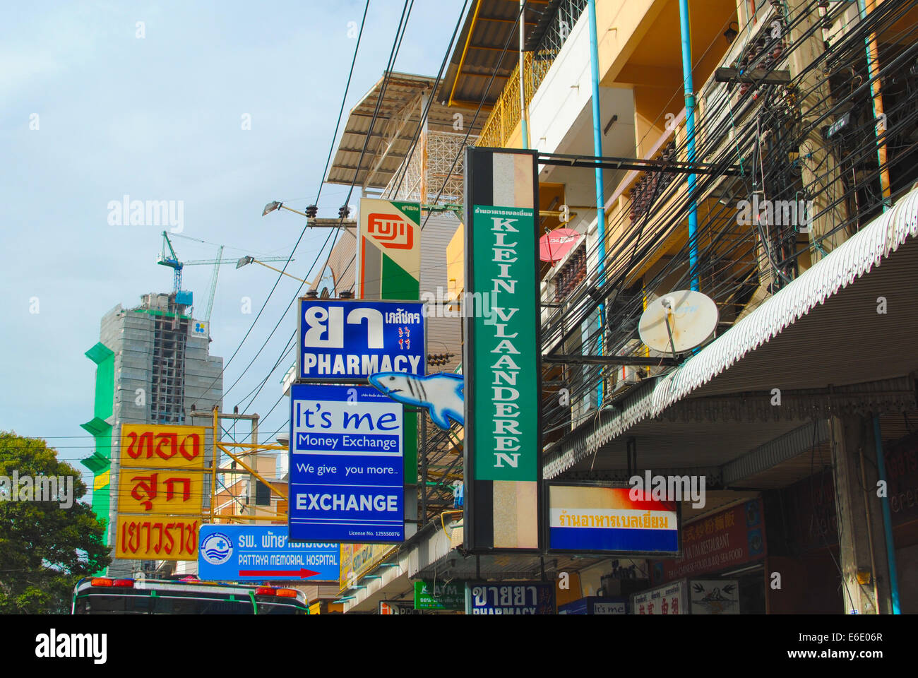 Pattaya street signs thailand hi-res stock photography and images - Alamy