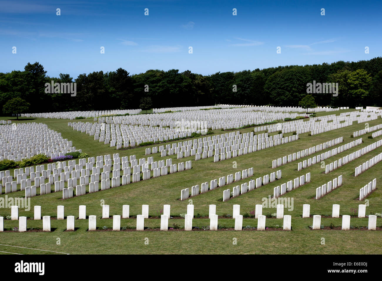 Etaples Commonwealth military cemetery near Boulogne in France Stock ...