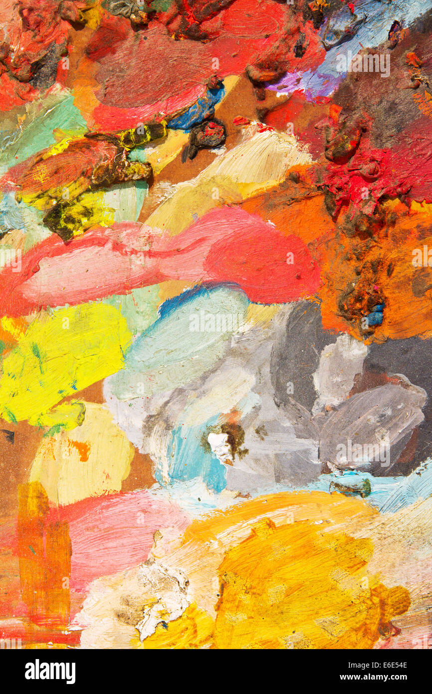 Palette with oil paint Stock Photo - Alamy