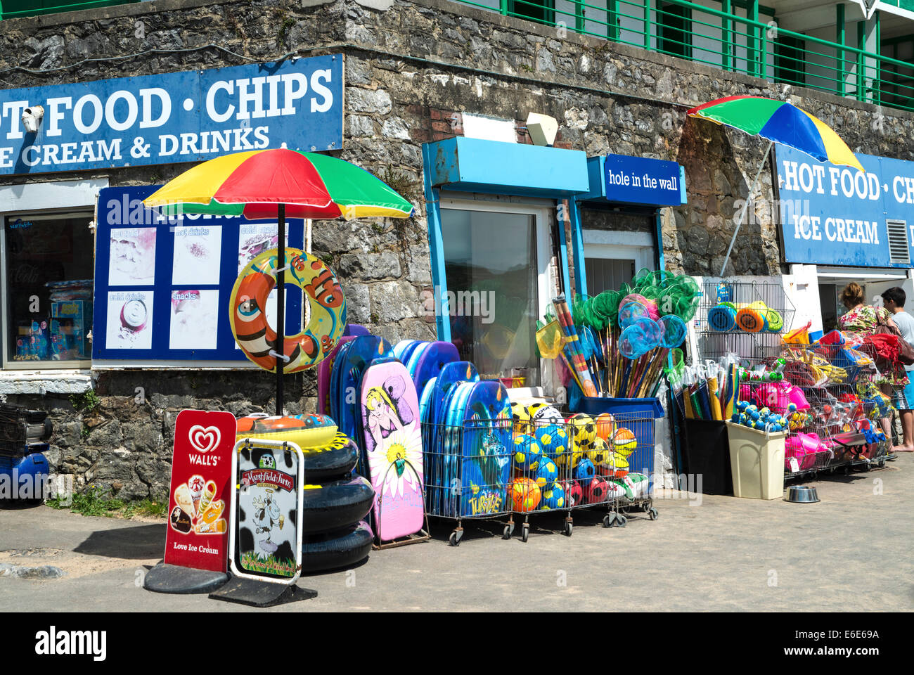 Beach shop hi-res stock photography and images - Alamy