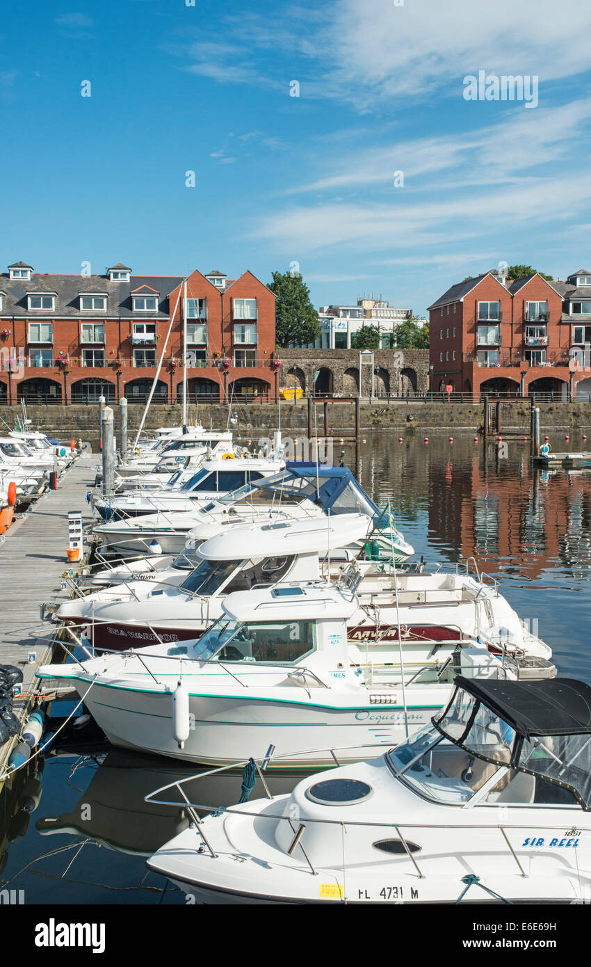 The inner marina harbour at Swansea on a sunny summer day Stock Photo ...