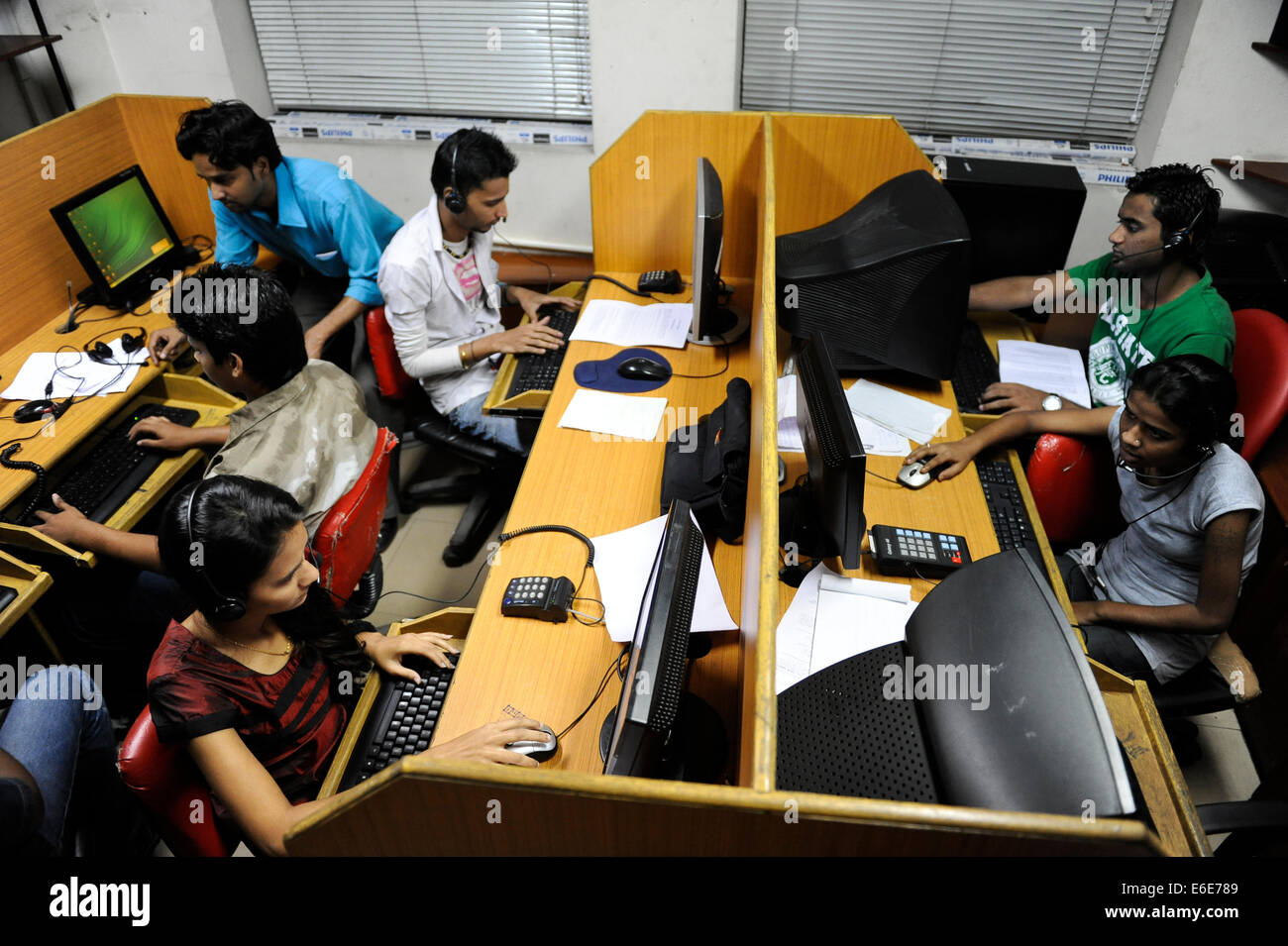 Callcenter india hi-res stock photography and images - Alamy