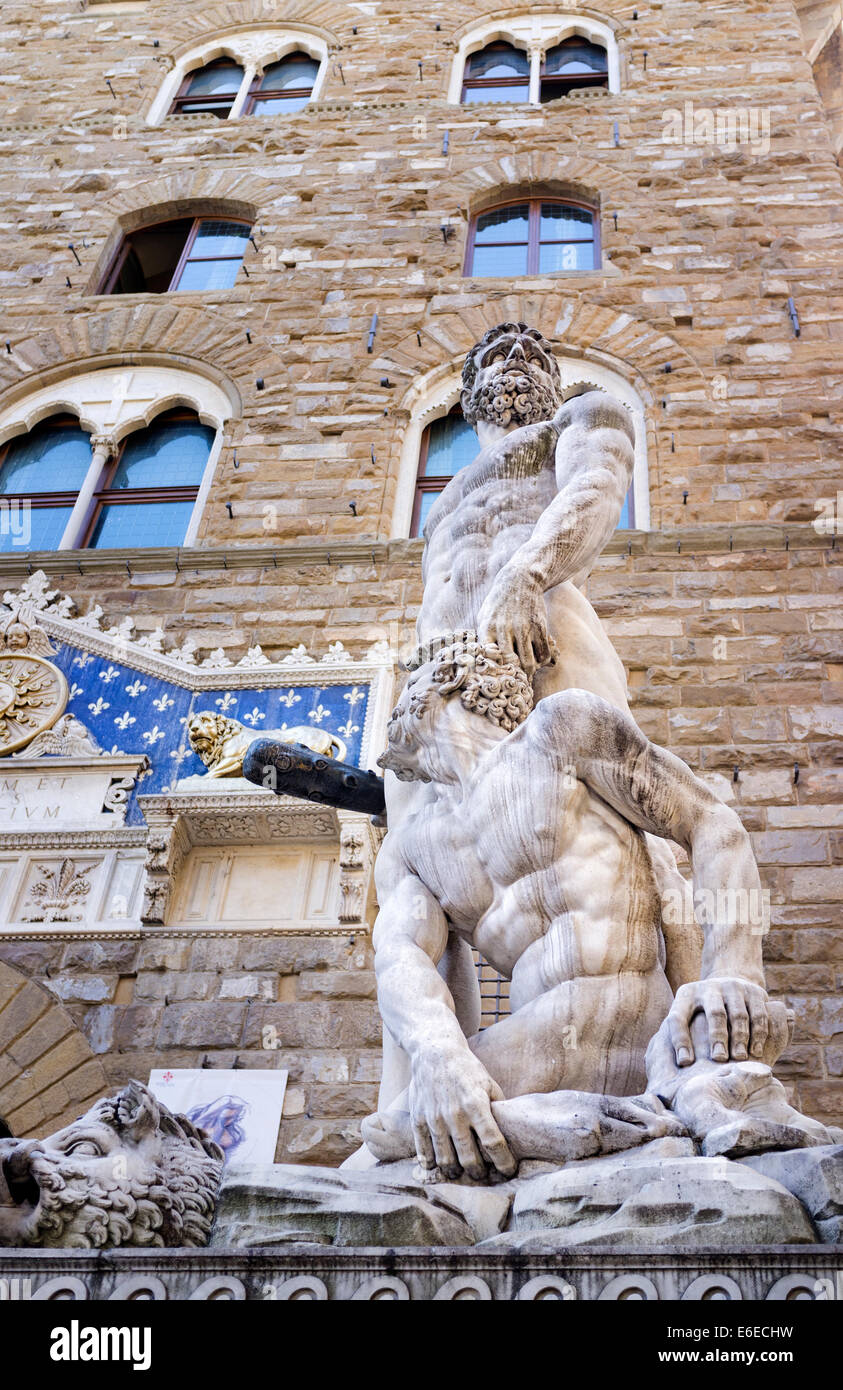 Hercules and Cacus in front of the Palazzo Vecchio Stock Photo - Alamy
