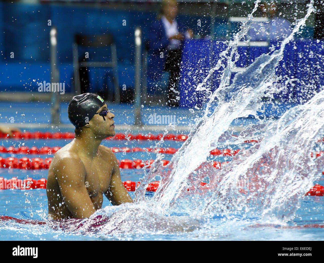 Brazil winning 100m hi-res stock photography and images - Alamy