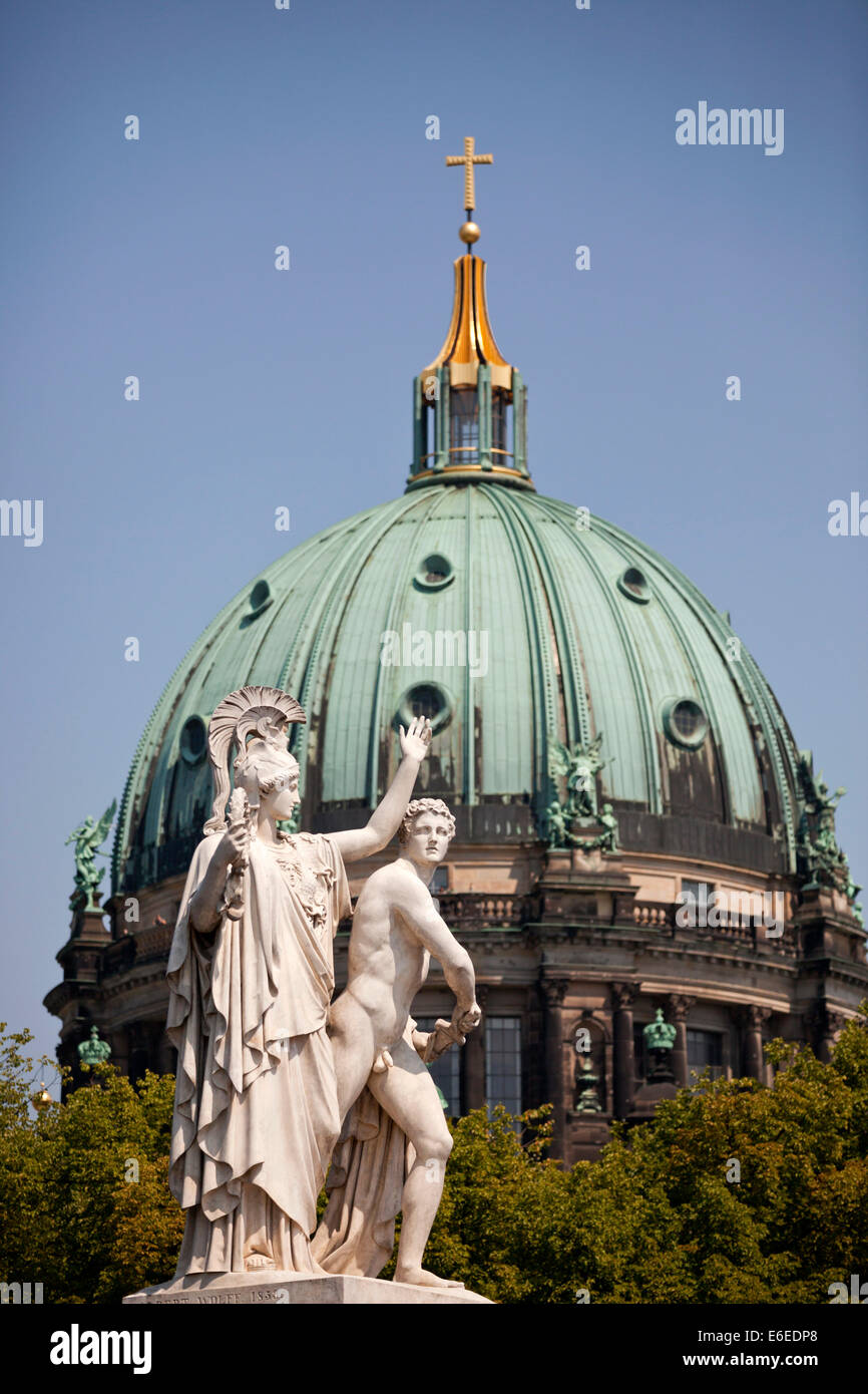 marble statues of the Schloßbrücke / Palace Bridge and the Berlin ...
