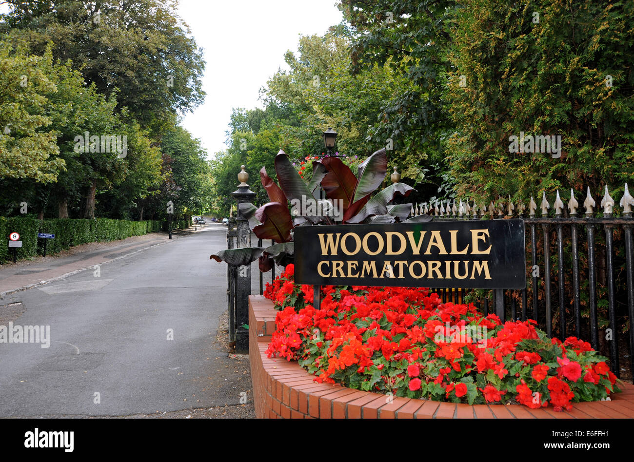 Brighton UK - Woodvale Crematorium entrance Stock Photo - Alamy