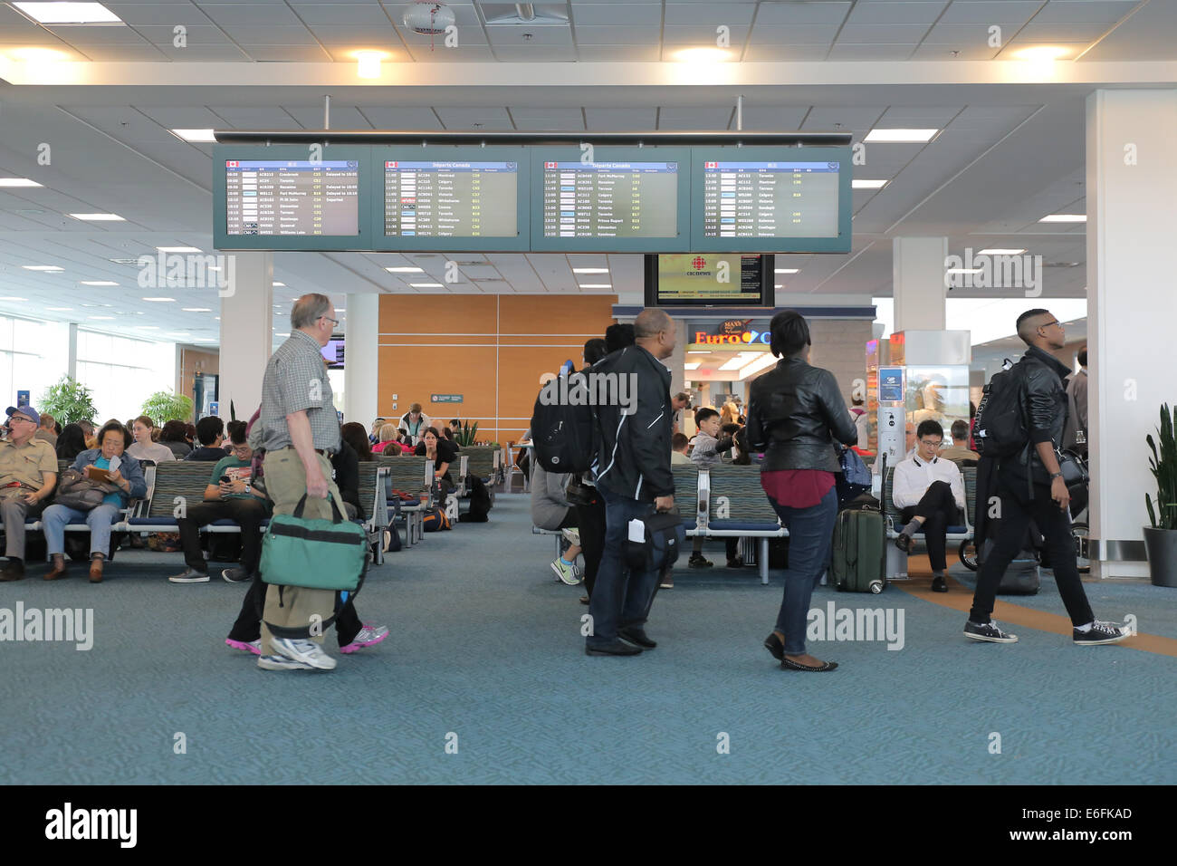 Airport terminal passenger hi-res stock photography and images - Alamy