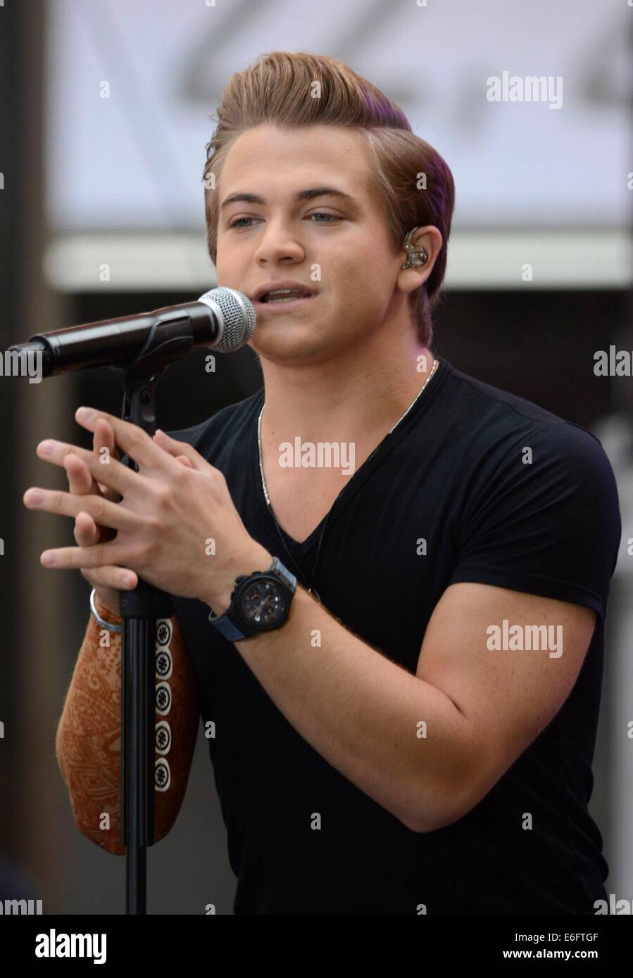 New York, NY, USA. 22nd Aug, 2014. Hunter Hayes on stage for NBC TODAY ...