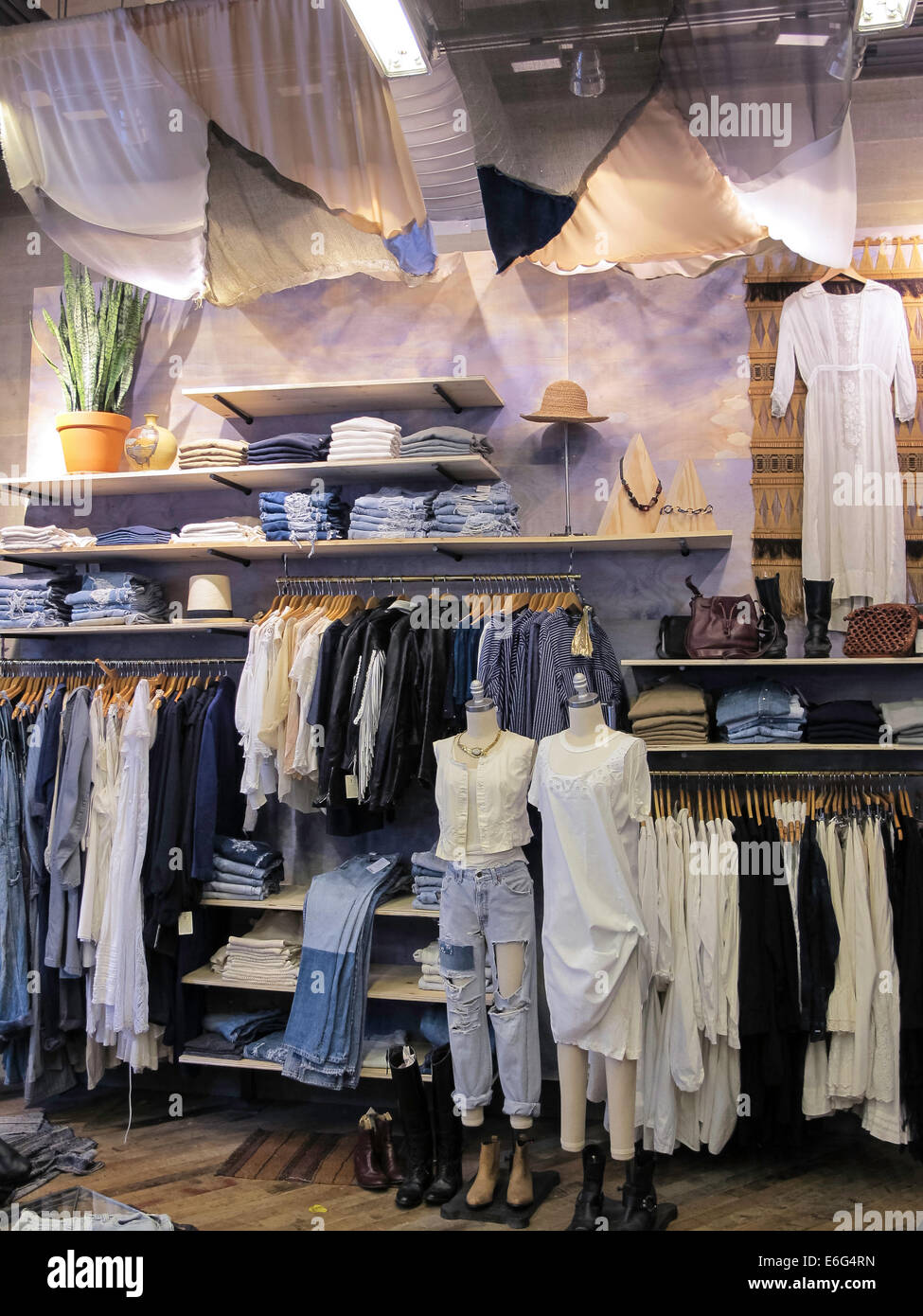 Urban Outfitters Store in Herald Square, NYC Stock Photo - Alamy