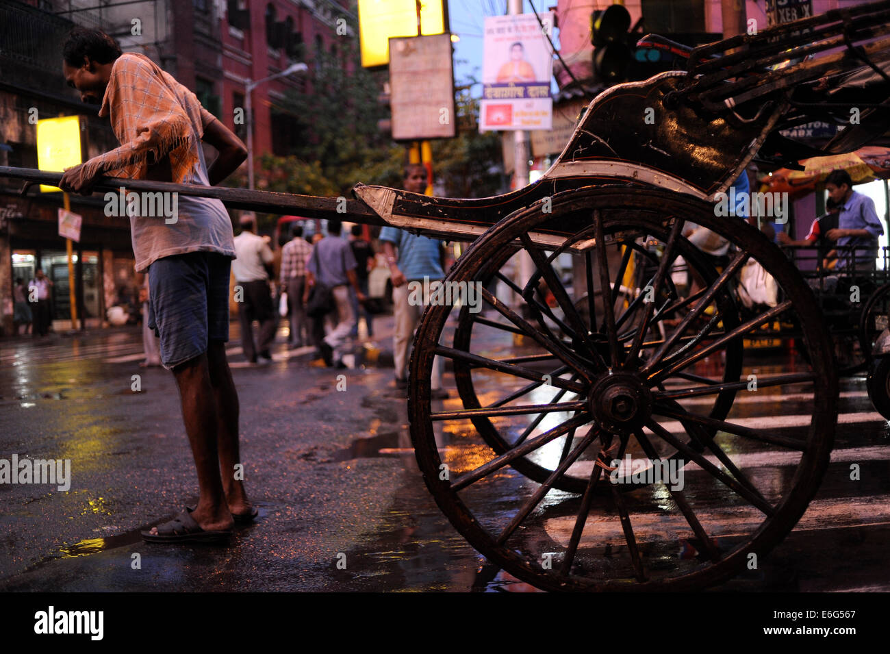 Hand pulled rickshaw puller hi-res stock photography and images - Alamy