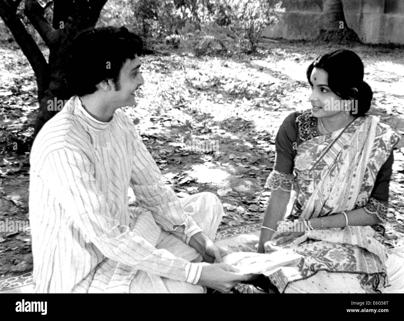 CHARULATA 1964 R.D.Banshal & Co film with Madhabi Mukherjee at left and Soumitra Chatterjee ...