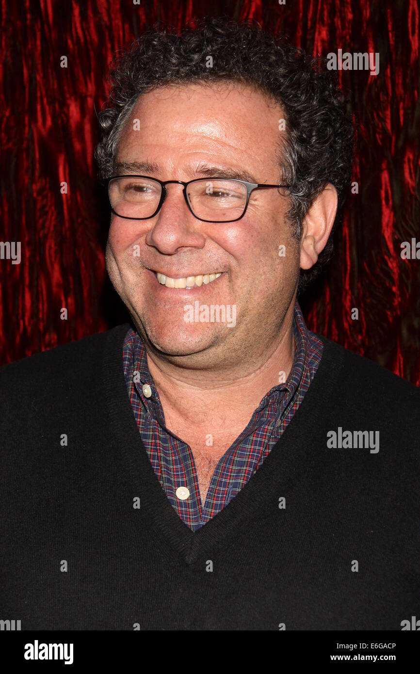 A free fan concert with the cast of Broadway's If/Then, held at the ...