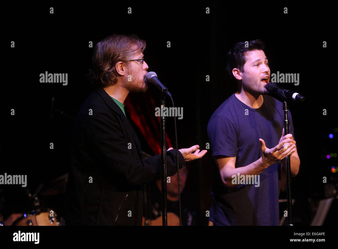 A free fan concert with the cast of Broadway's If/Then, held at the ...