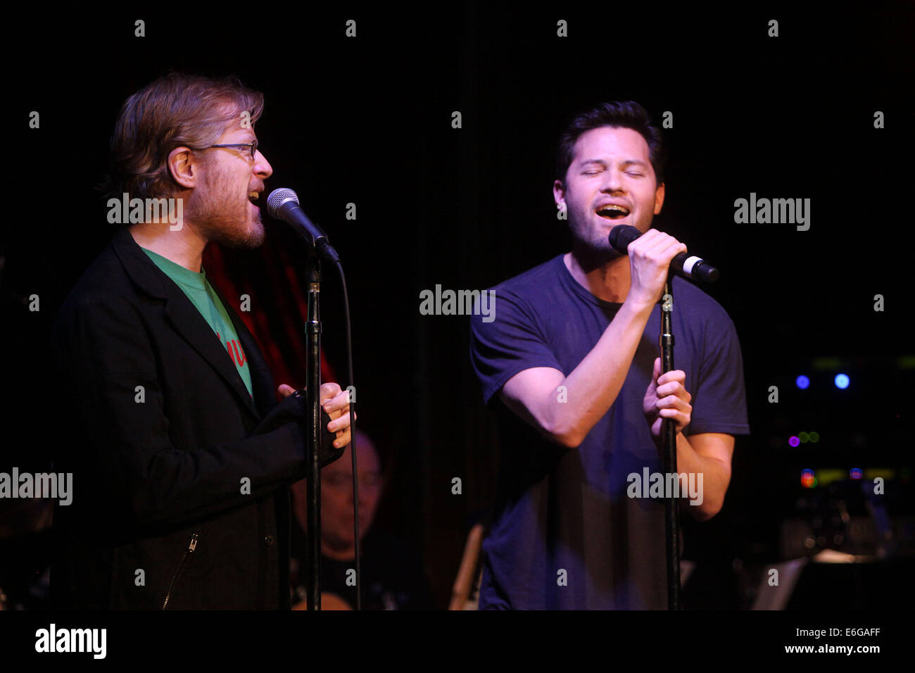 A free fan concert with the cast of Broadway's If/Then, held at the ...