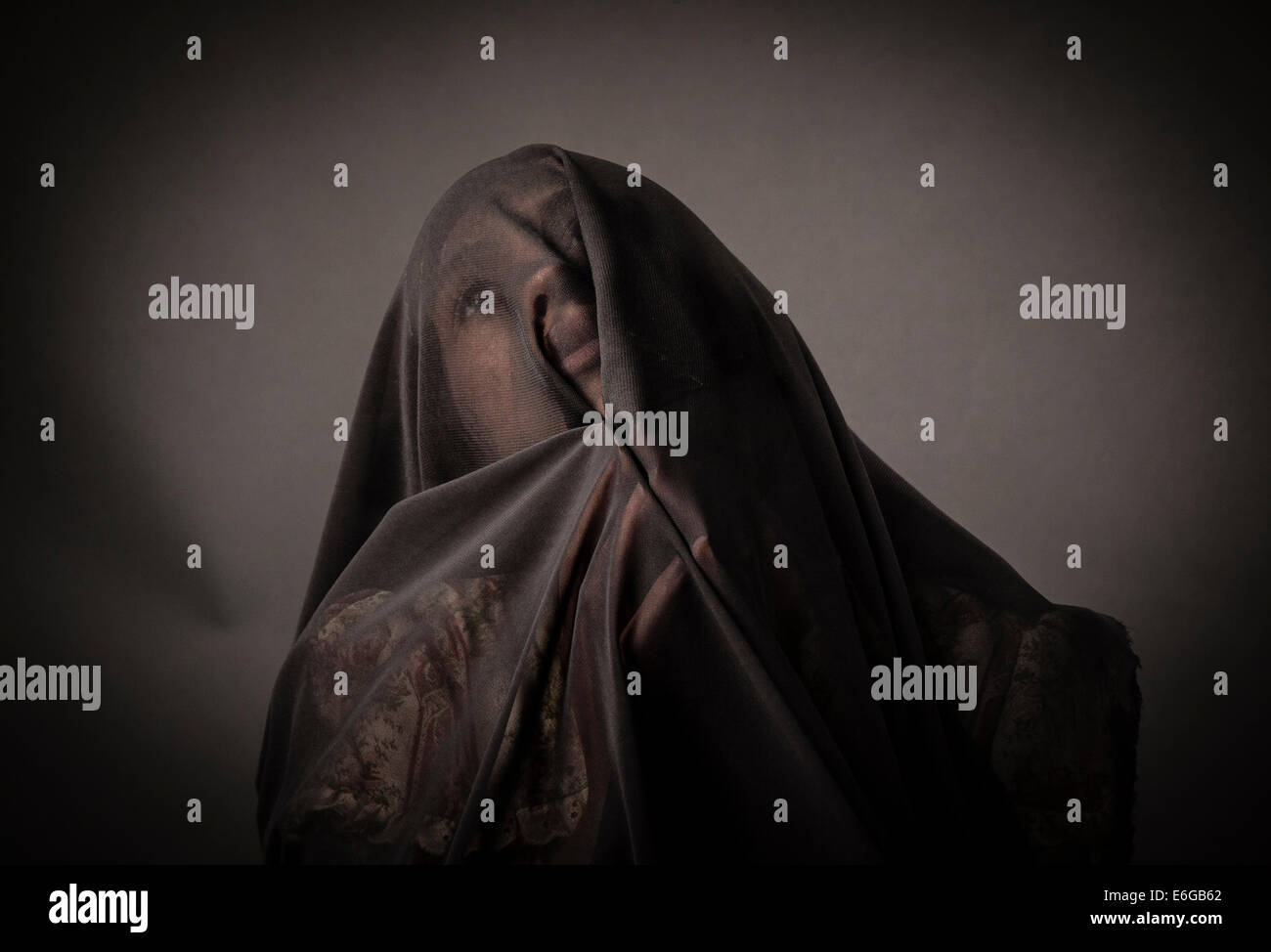 Black veil mourning hi-res stock photography and images - Alamy