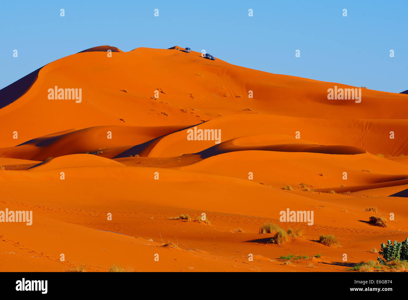Merzouga, Erg Chebbi, Merzouga sand dunes, Sahara Desert, Morocco ...