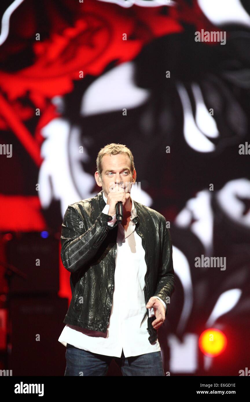 Garou garou hi-res stock photography and images - Alamy