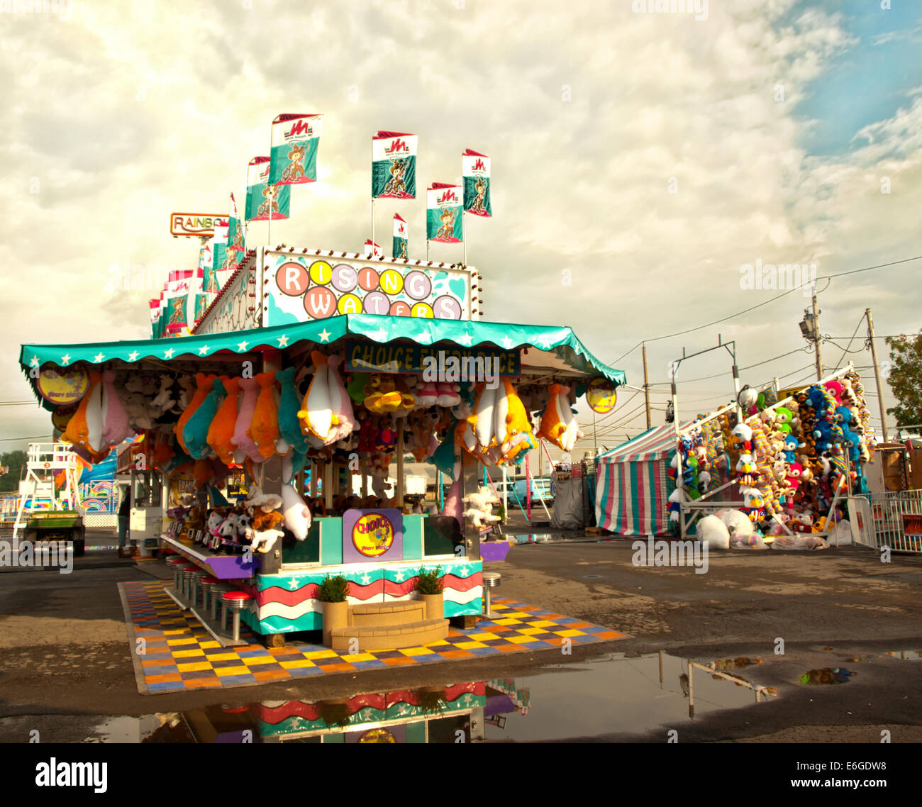 state fair midway Stock Photo - Alamy