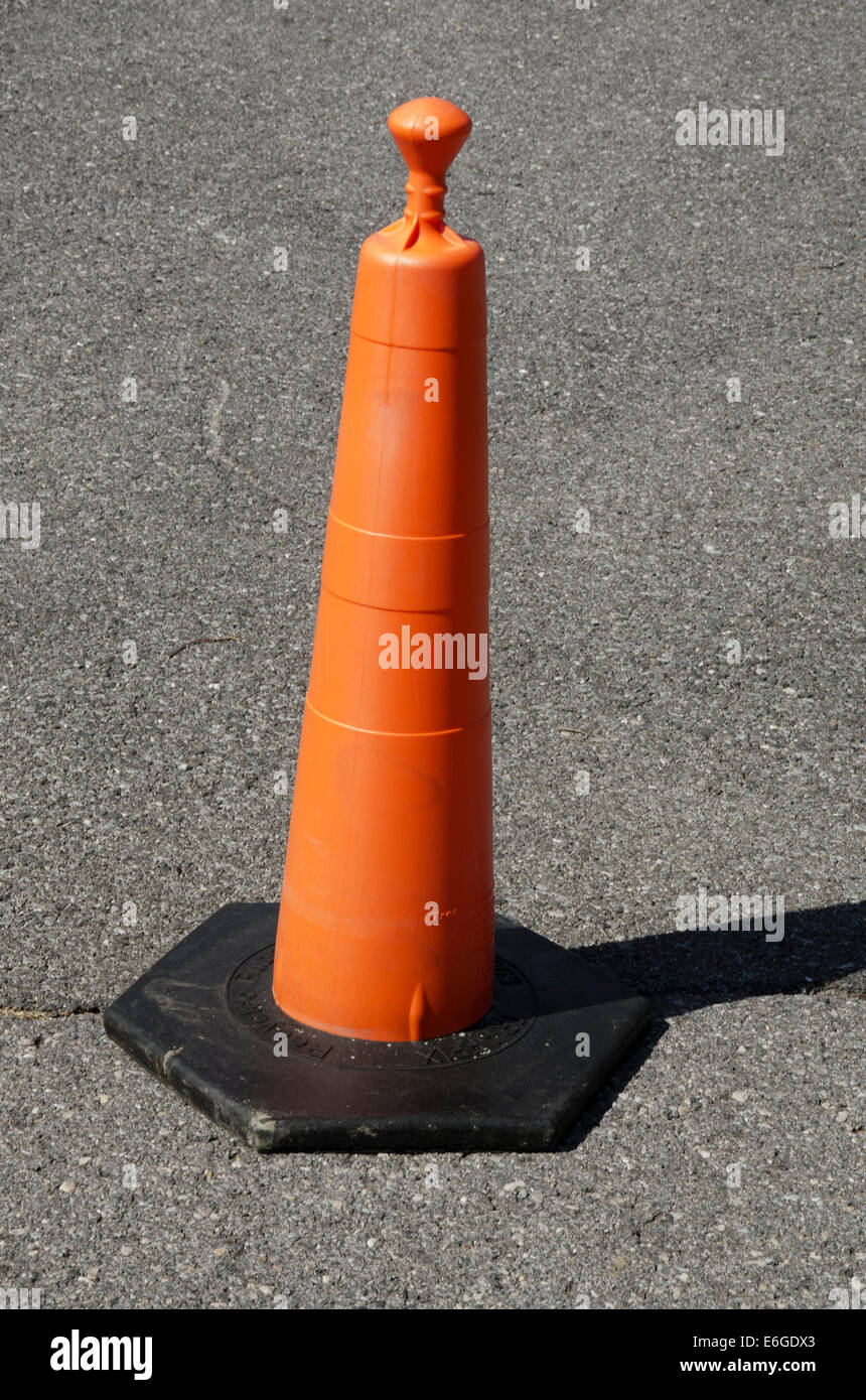 Safety traffic cone hi-res stock photography and images - Alamy