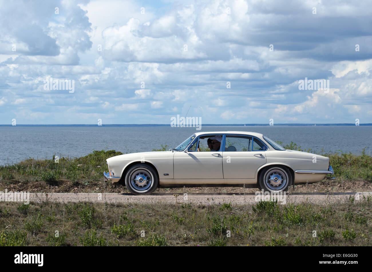 Jaguar XJ6 (1970) in oldtimer rally in Sweden Stock Photo - Alamy