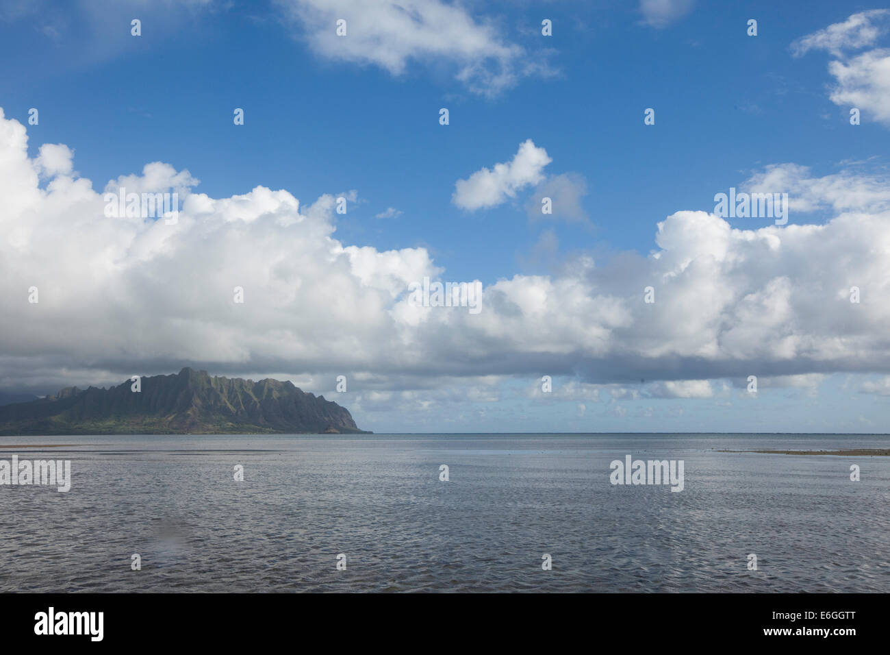 Koolau mountain range hi-res stock photography and images - Alamy