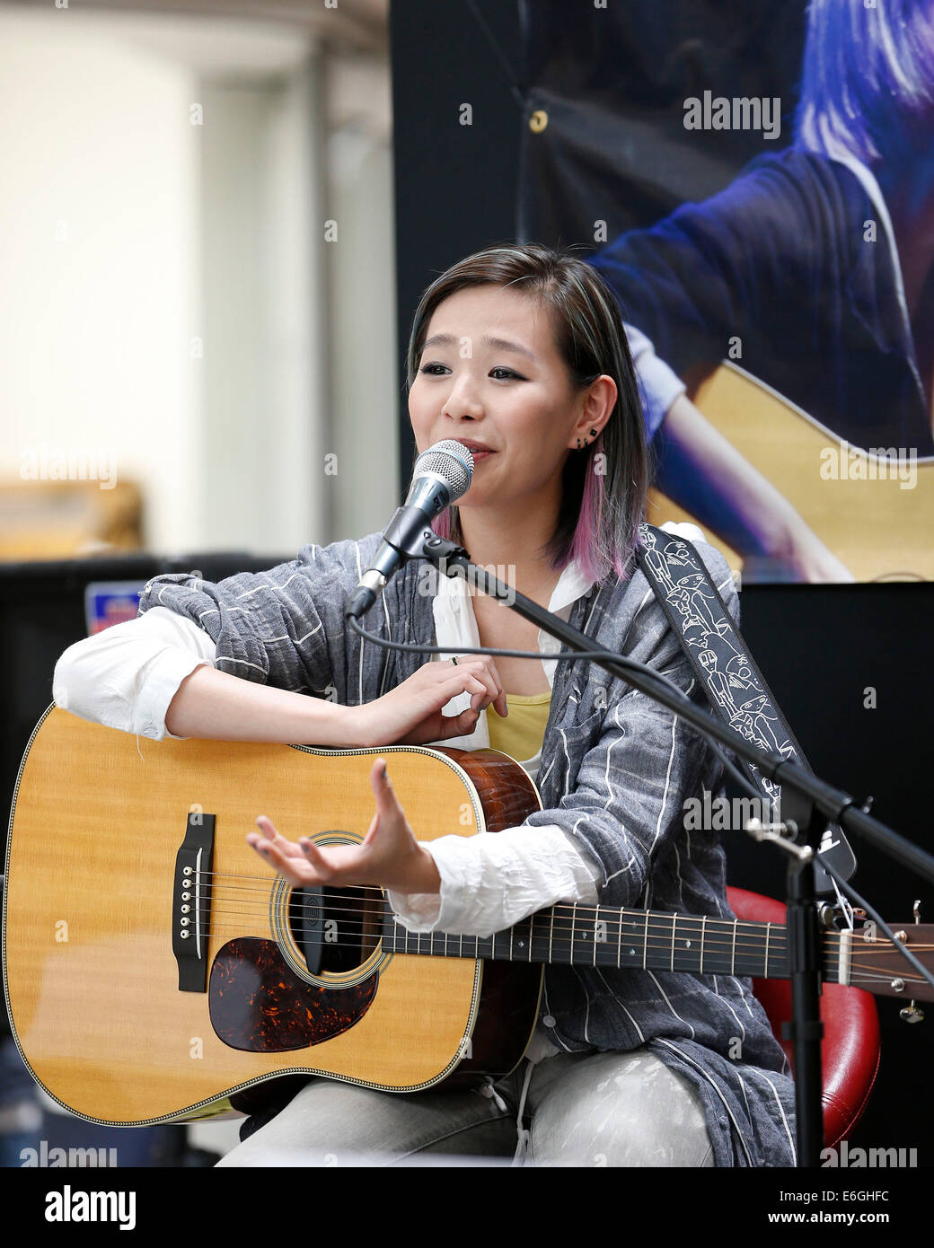 Toronto, Canada. 22nd August 2014. Taiwanese singer Deserts Chang, aka ...
