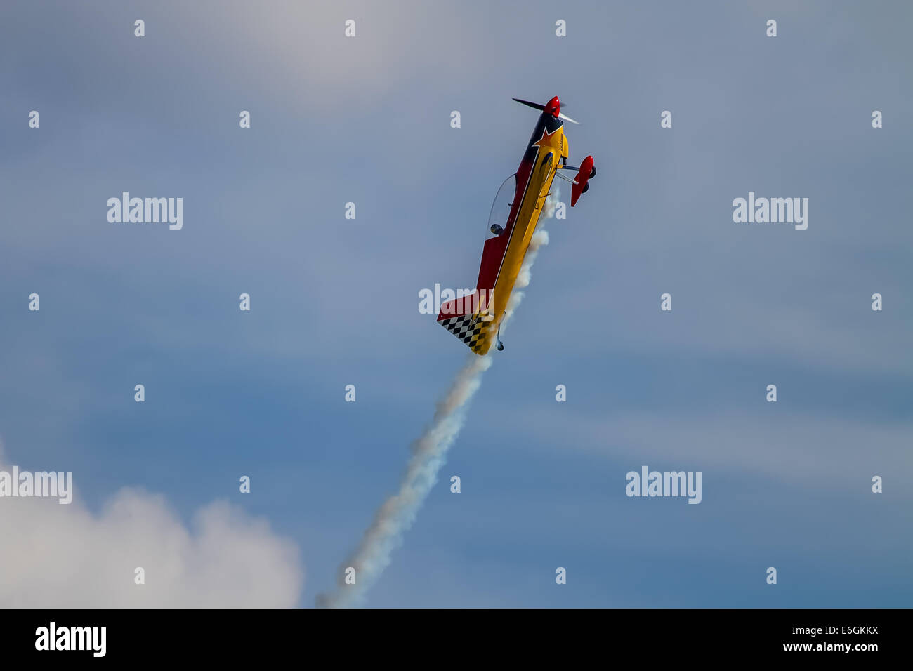 Airplane movement hi-res stock photography and images - Alamy