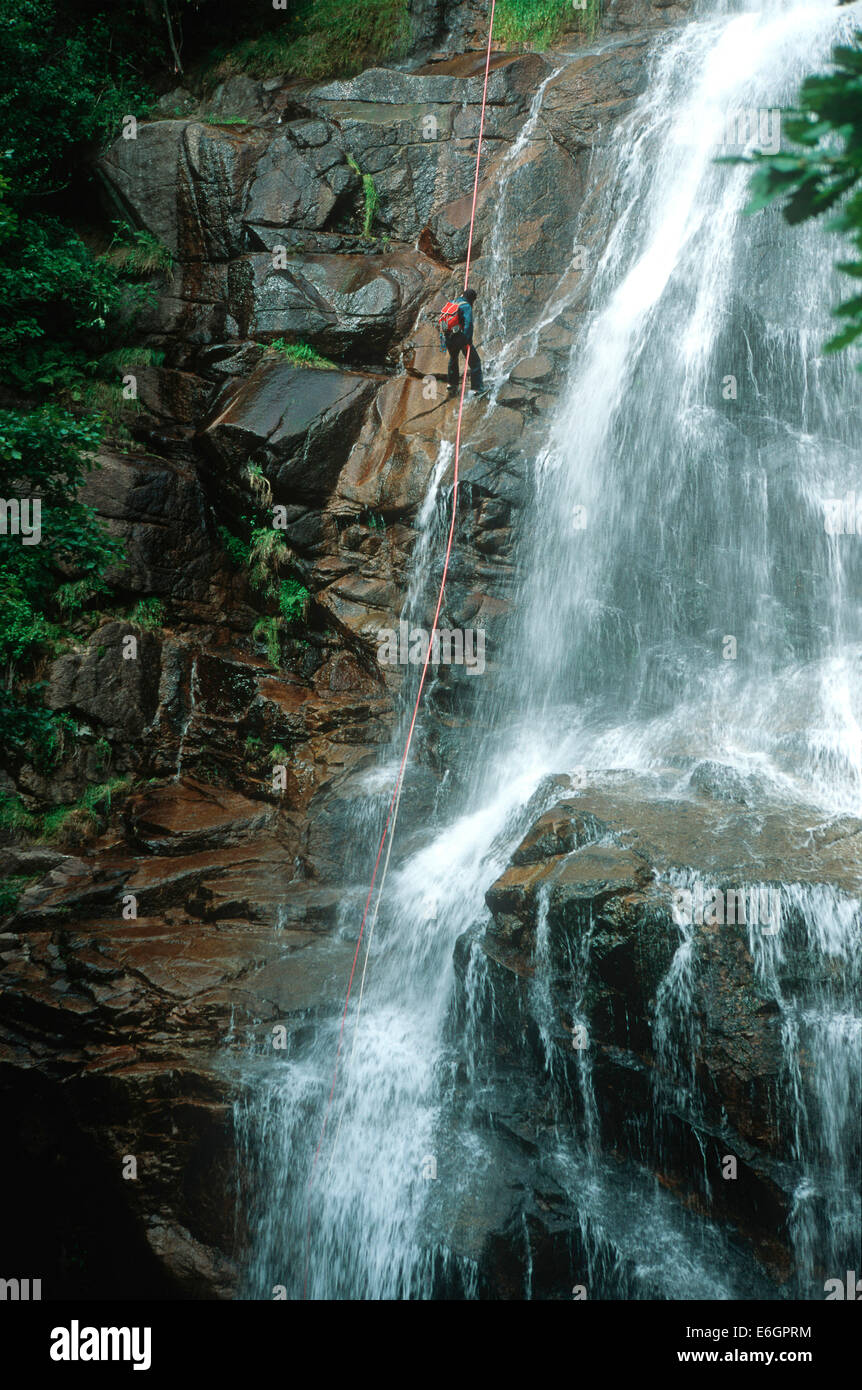 Canyoning france hi-res stock photography and images - Alamy