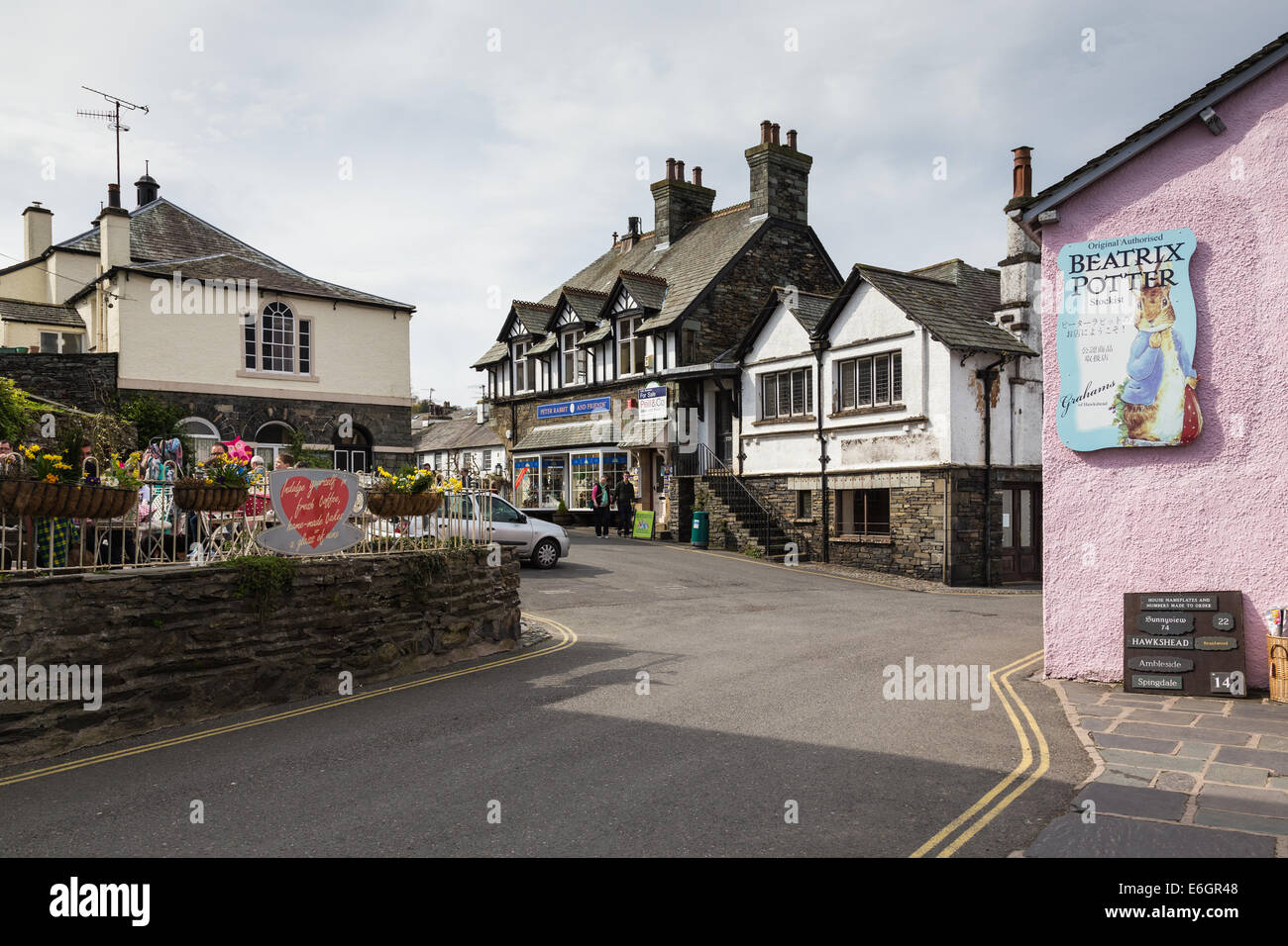 Hawkshead buildings hi-res stock photography and images - Alamy