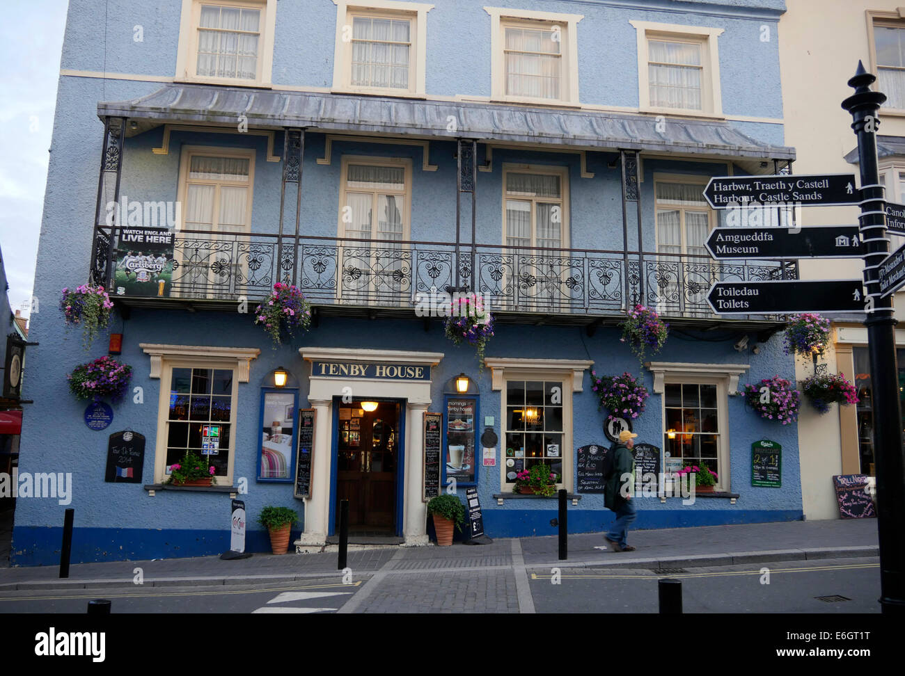Tenby house hi-res stock photography and images - Alamy