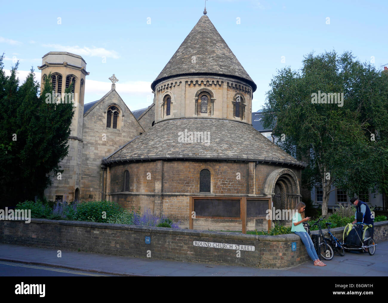 Holy trinity church cambridge hi-res stock photography and images - Alamy