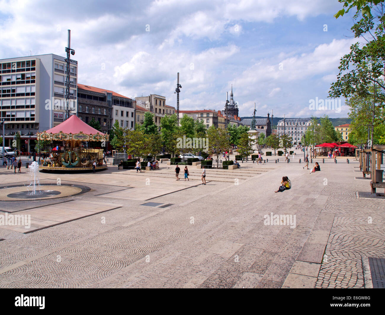 Place de Jaude, Clermont-ferrand, Puy de dome, Auvergne, France Stock ...