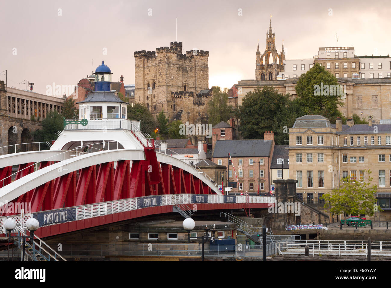 The Swing Bridge spanning the River Tyne and Newcastle city skyline ...