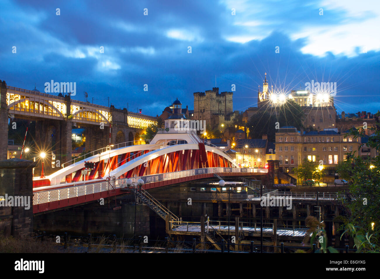 The Swing Bridge spanning the River Tyne and Newcastle city skyline ...