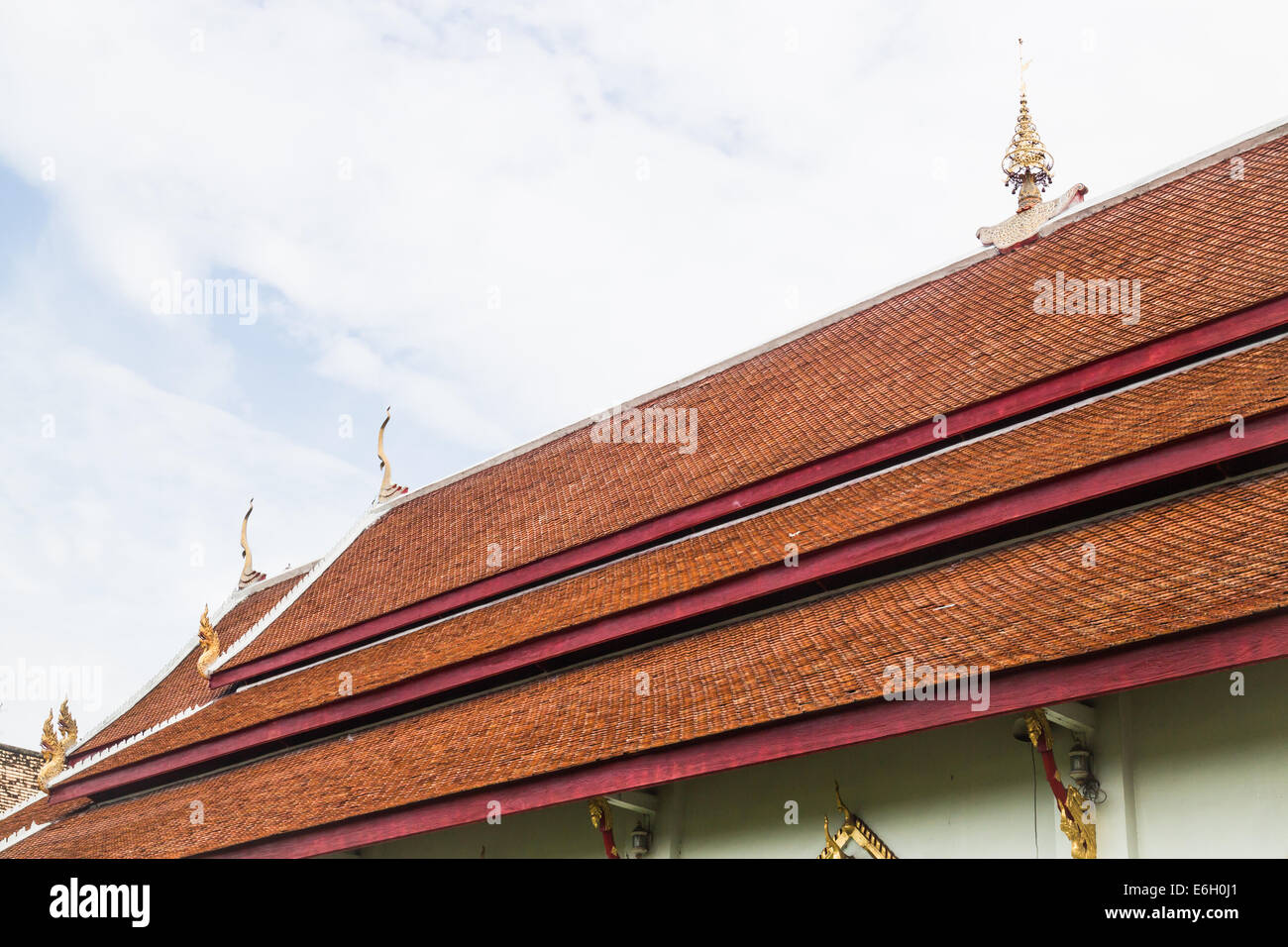 Ancient roof of Thai temple in Chiang Mai, stock photo Stock Photo - Alamy
