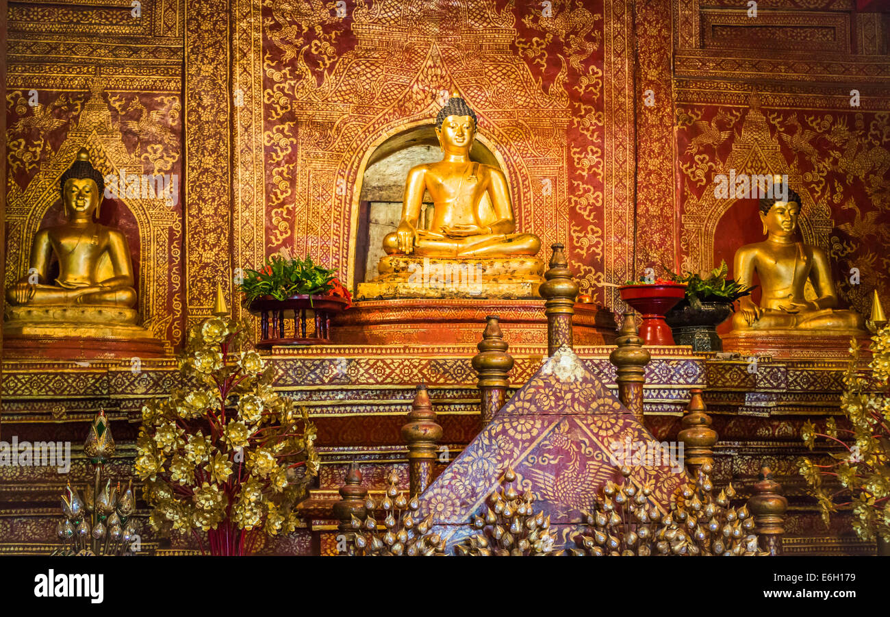 "Phra Sihing Buddha" ancient gold statue, stock photo Stock Photo - Alamy