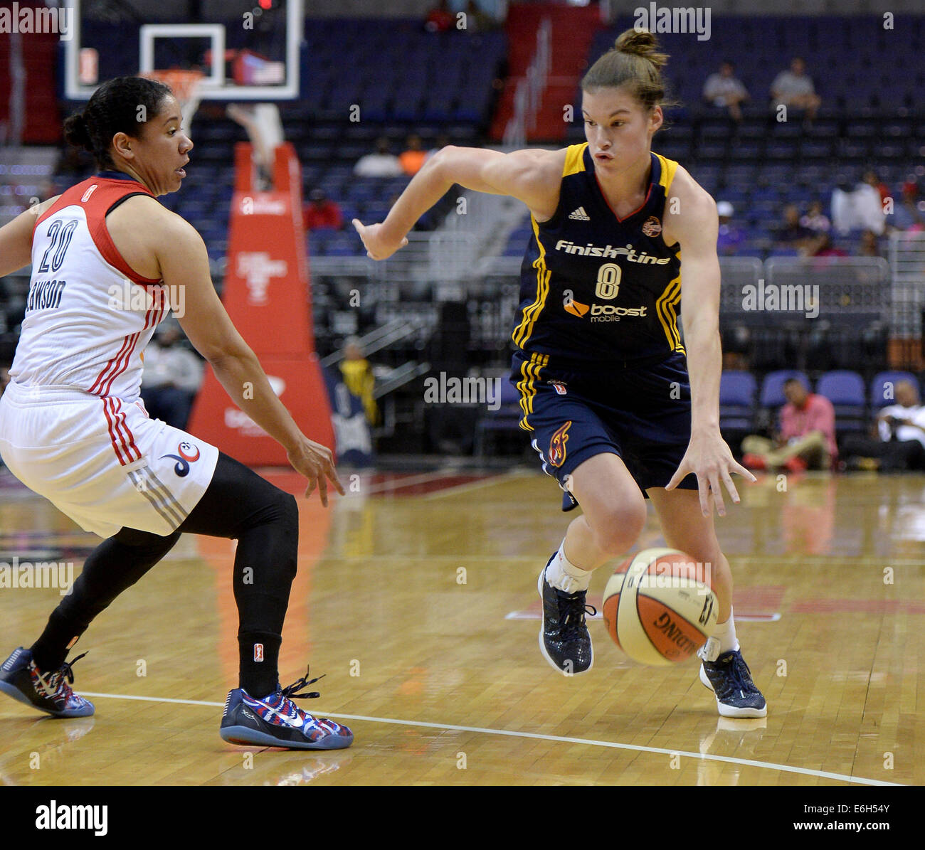 Washington, DC, USA. 23rd Aug, 2014. 20140823 - Indiana Fever guard ...