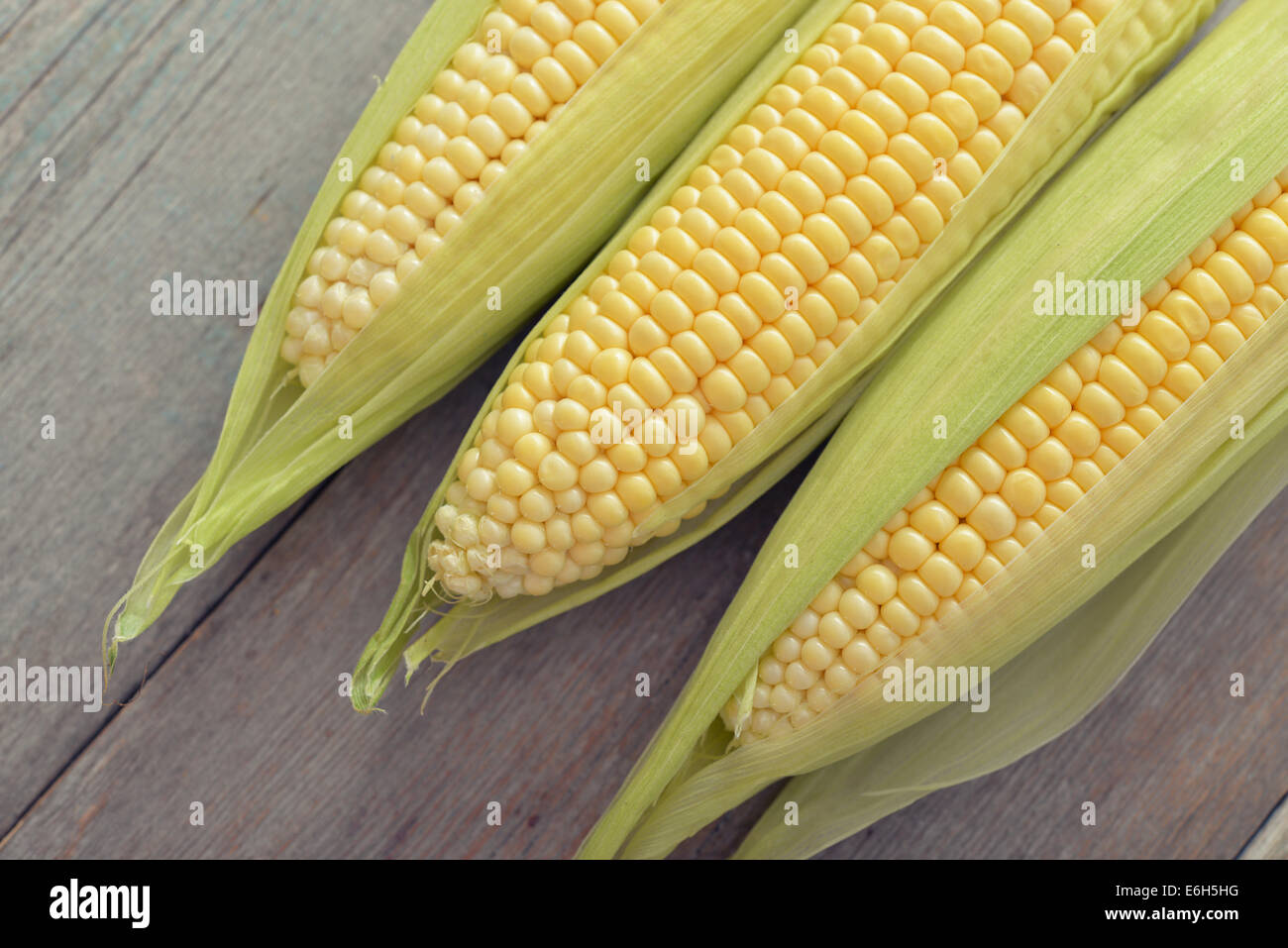 Raw corn hi-res stock photography and images - Alamy