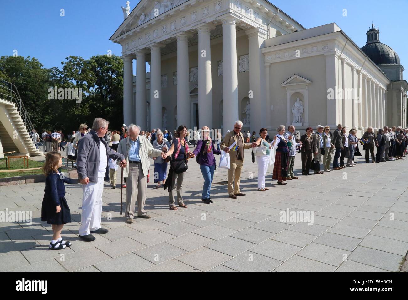 Baltic chain estonia 1989 hi-res stock photography and images - Alamy