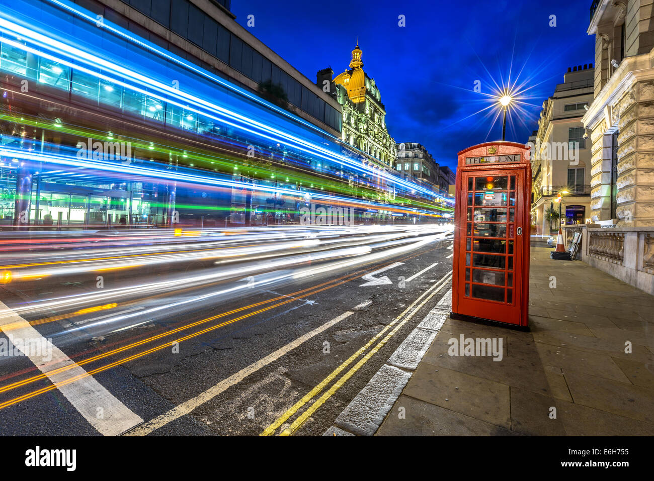 Old london bus night hi-res stock photography and images - Alamy