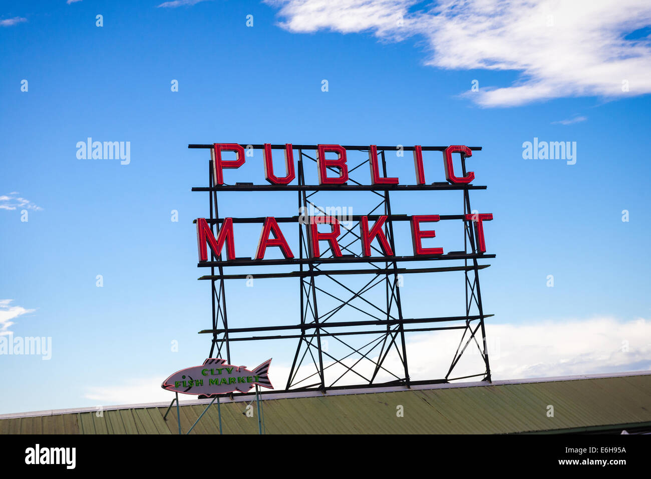 Public market sign at Pike Place Market Stock Photo - Alamy