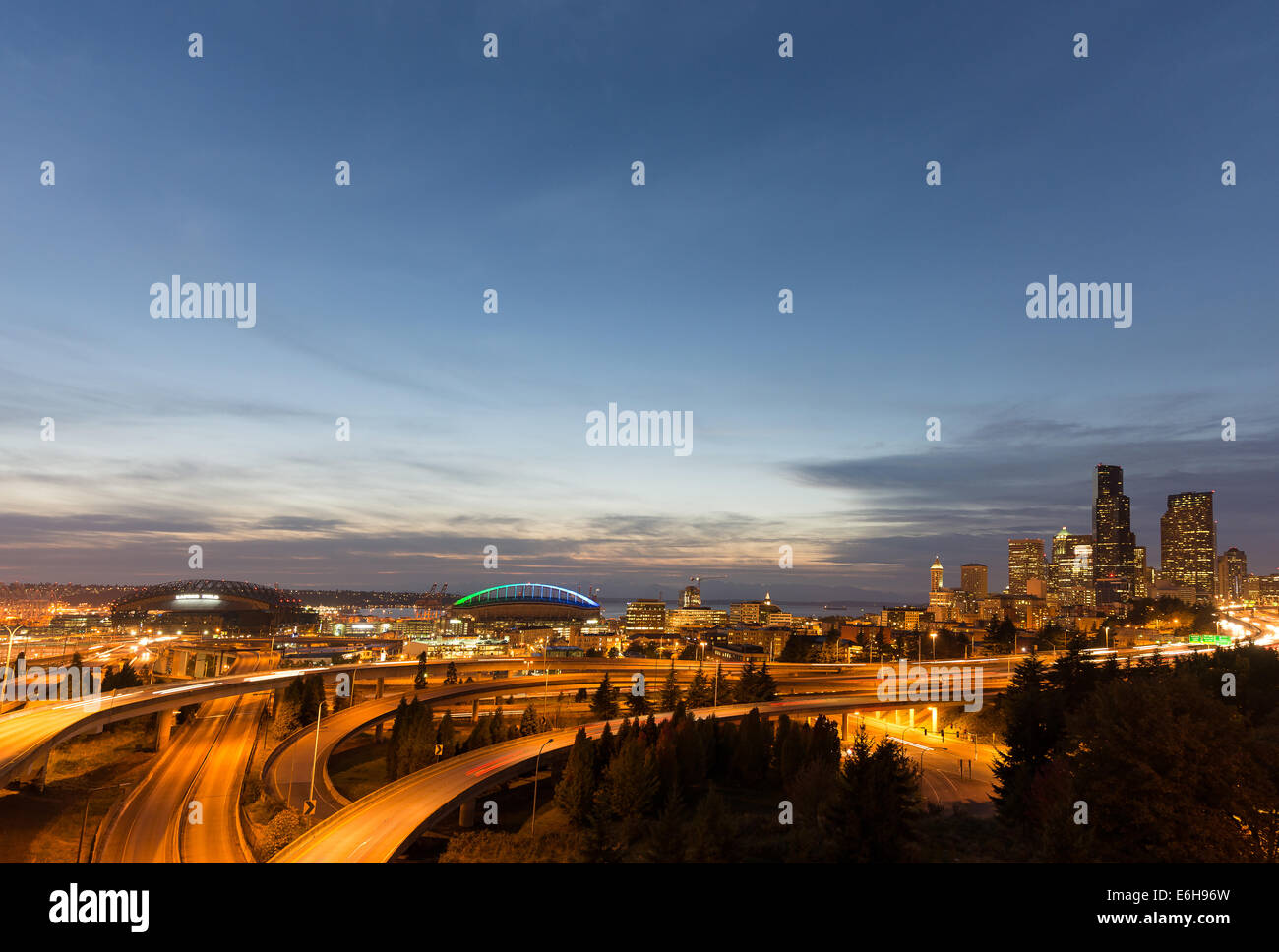 Seattle skyline and interstate highway Stock Photo - Alamy