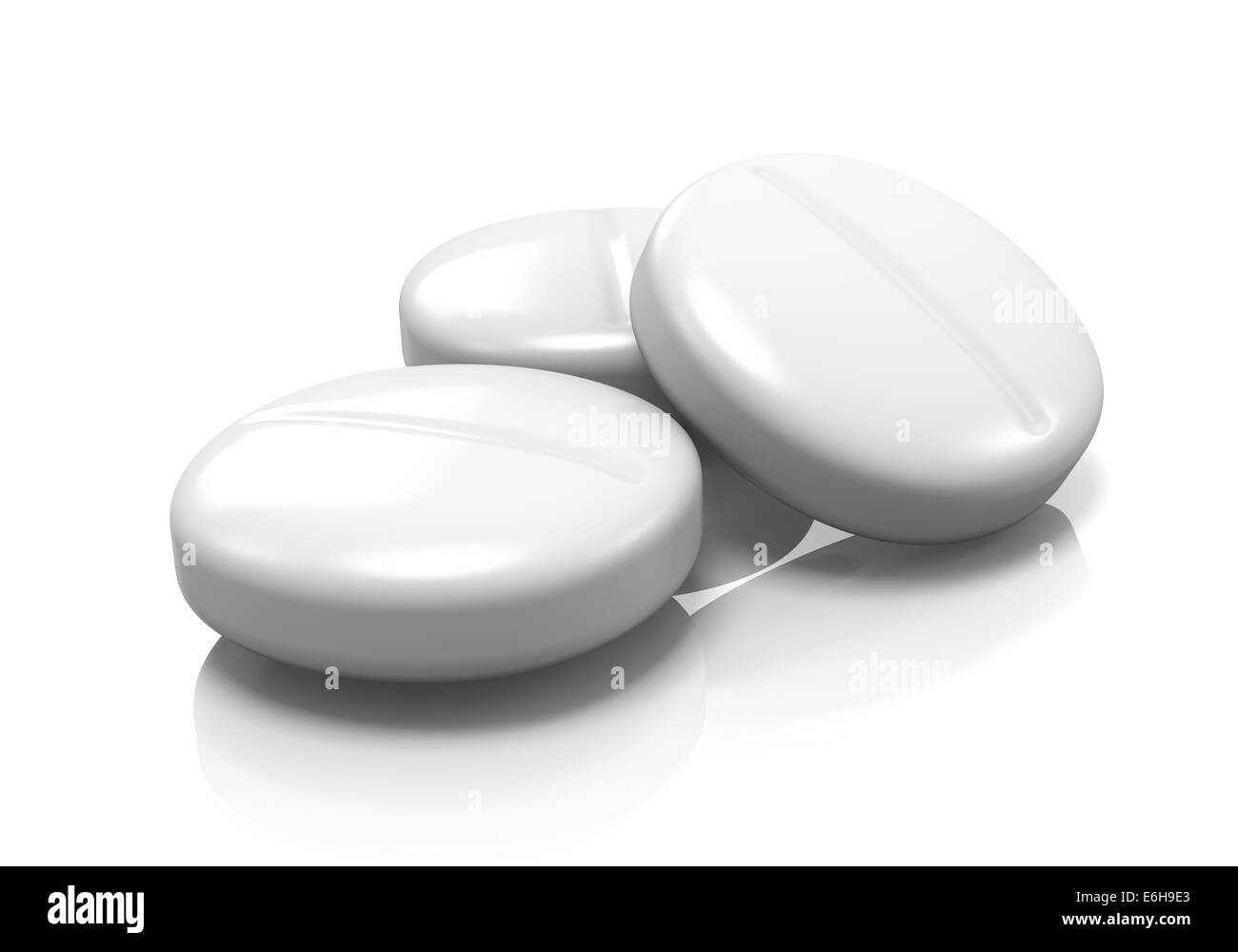 White Tablets with Reflection on White Background Stock Photo - Alamy