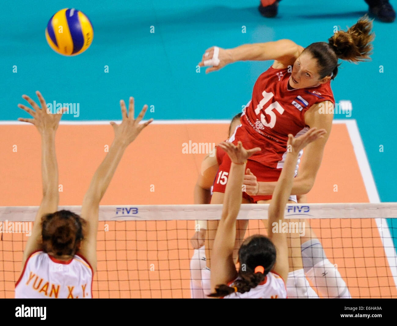 Tatiana kosheleva russia spikes ball hi-res stock photography and ...