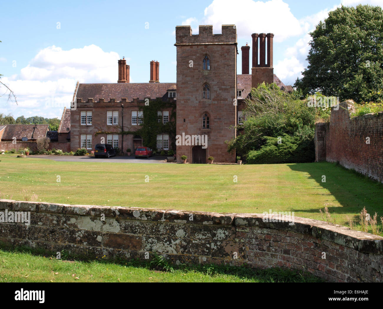 Worcestershire castle hi-res stock photography and images - Alamy